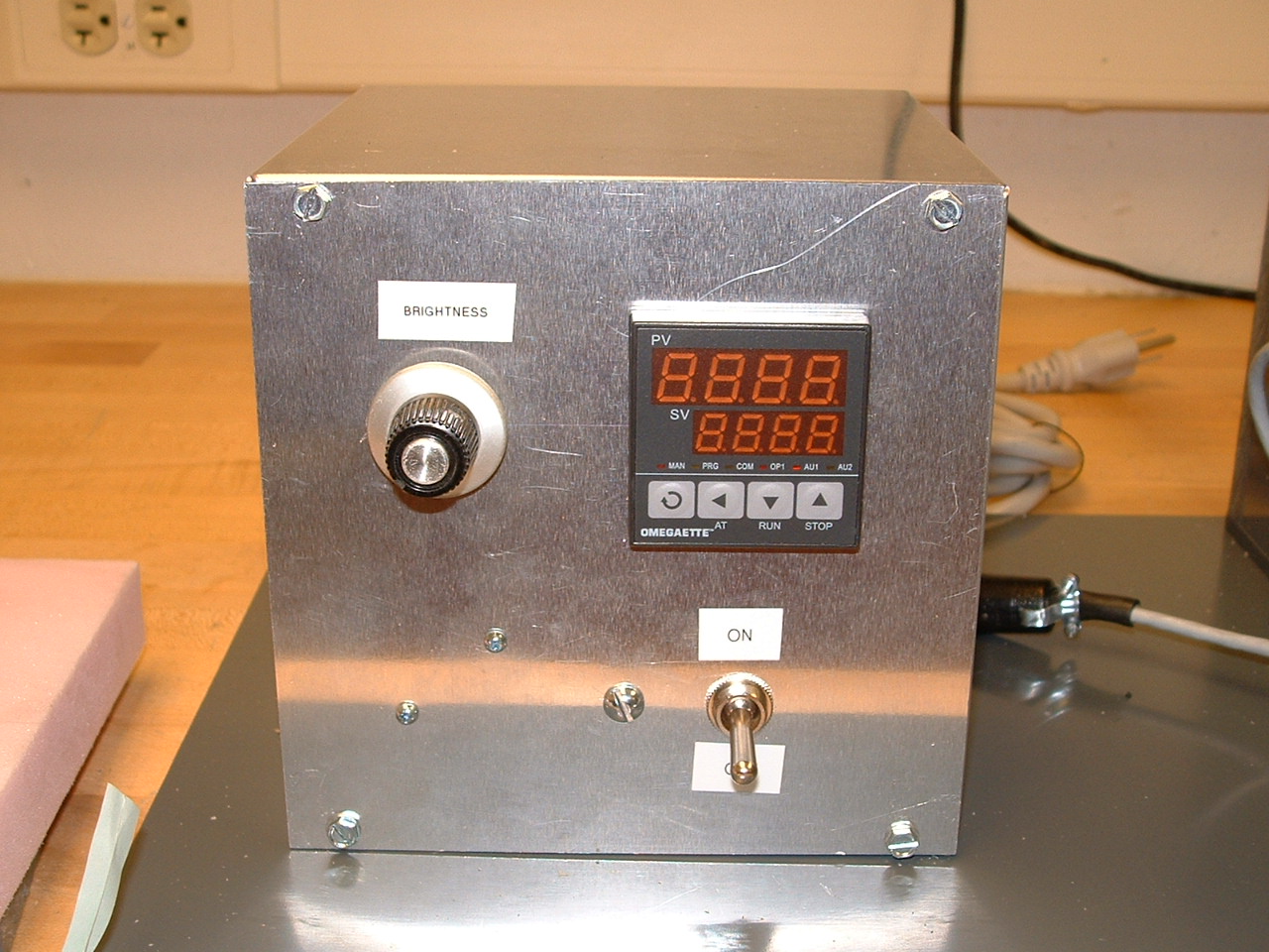 Temperature Gradient and Light Assembly - Instrumentation Laboratory